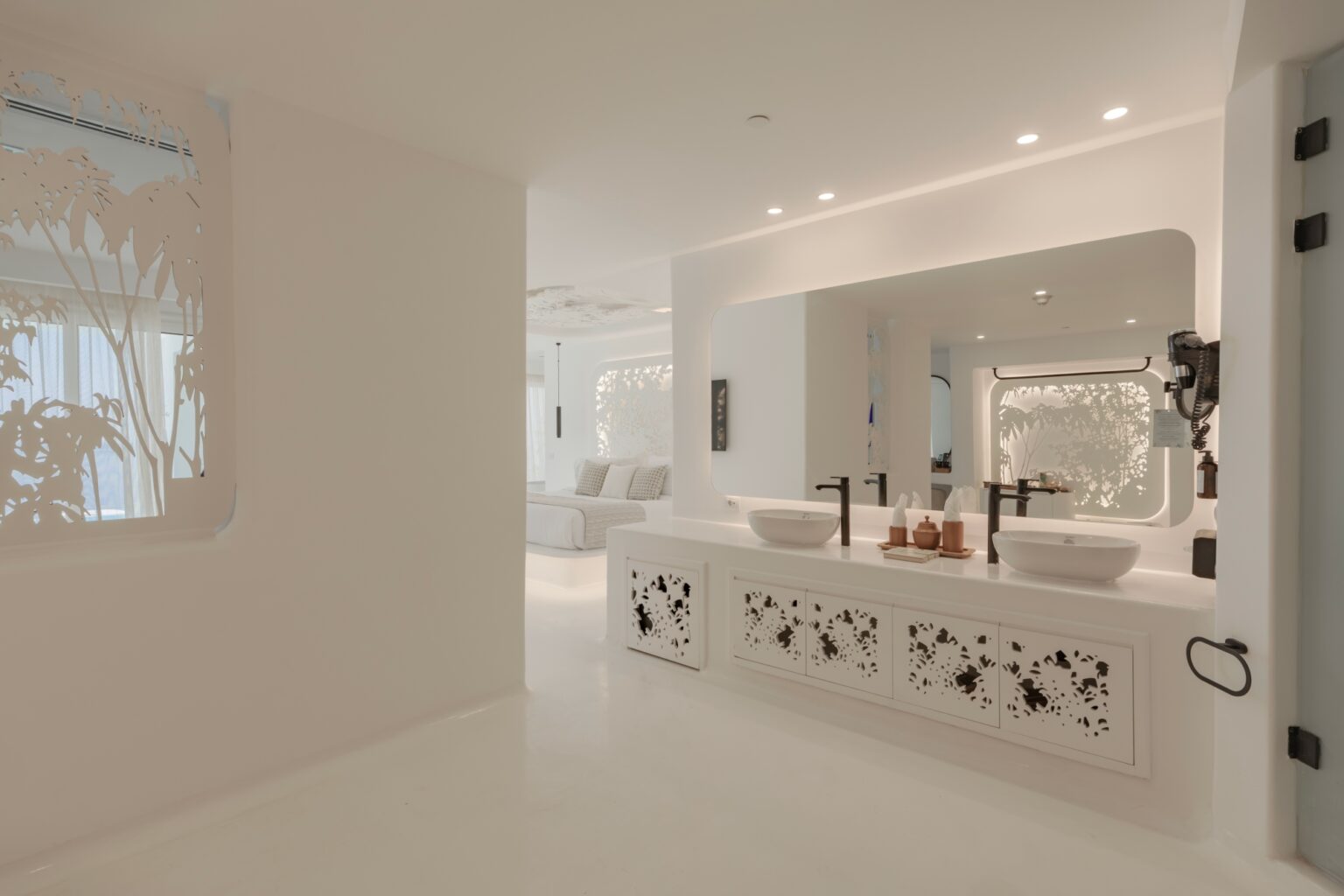 Hall of Fame Jacuzzi Suite – Meraki Resorts